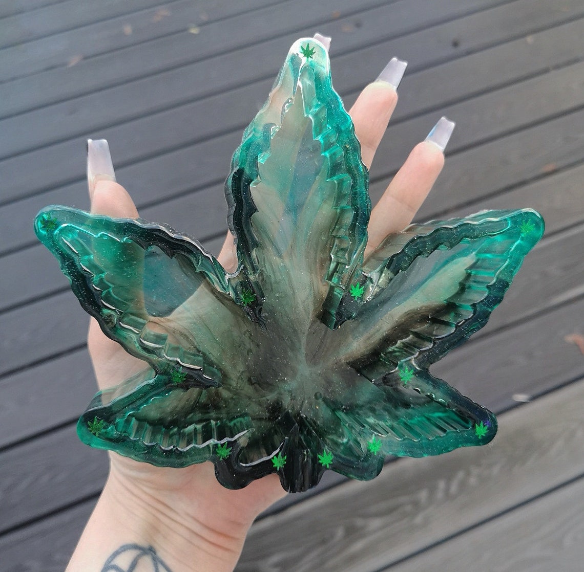 Custom Resin Weed / Marijuana Leaf Ashtrays Choose - Etsy