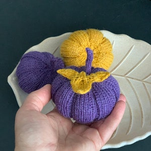 Leaf Knitting Pattern: Knit Leaves for Fall Decor (PDF Pattern) - Etsy
