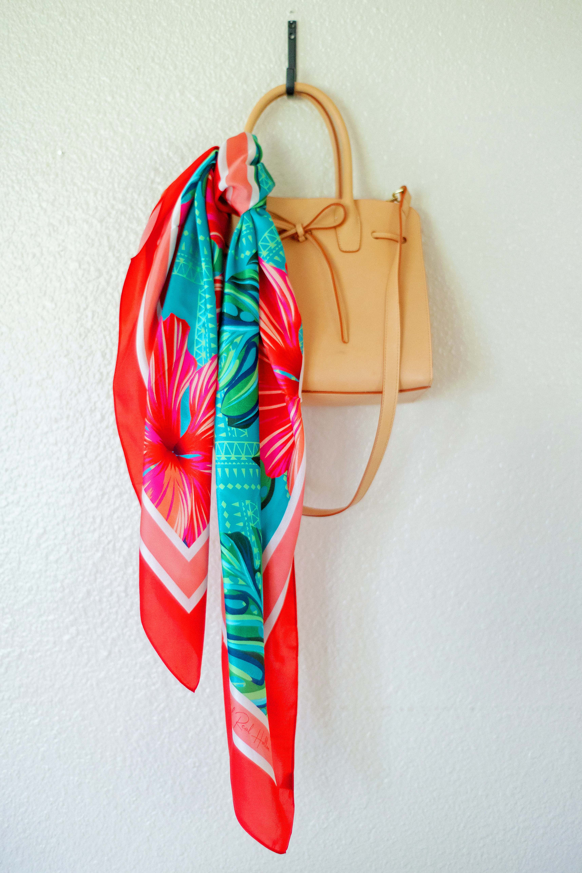 Hawaiian State Hibiscus Flower 100% Silk Scarf - Etsy