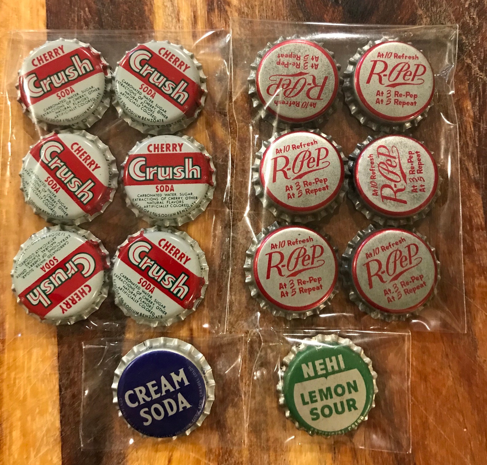 Vintage Bottle Caps / Tops. Original Metal American Soda Pop Bottle ...