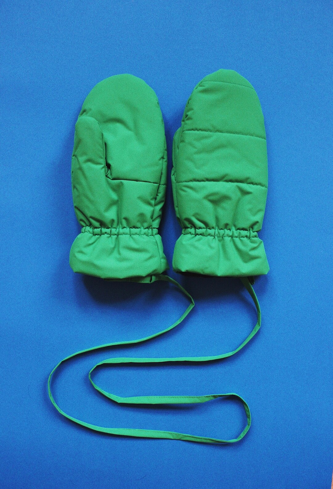 Puffer Mittens on Strings in Green - Etsy