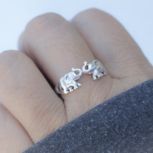 Nice Elephants Silver Ring. Solid 925 Sterling Silver Ring. Good ...