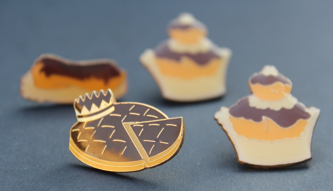 Cake Pin, Pie Lapel, Sugar Lapel With Clip - Etsy UK