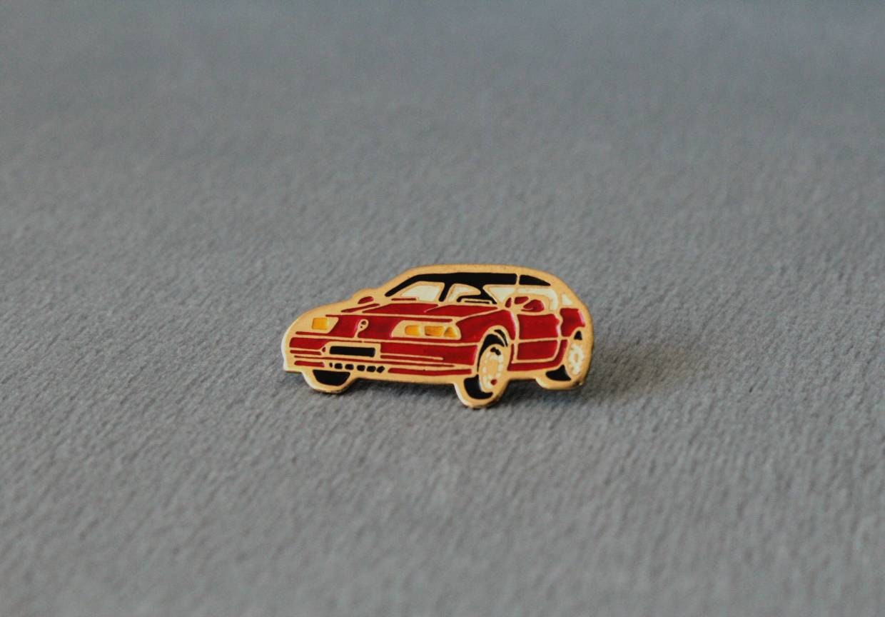 Pin's Red Car. Vintage Pine - Etsy UK