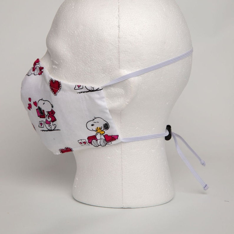 Snoopy Face Mask 2 PM2.5 Filters USA Snoopy & Hearts, Fabric Face Mask ...