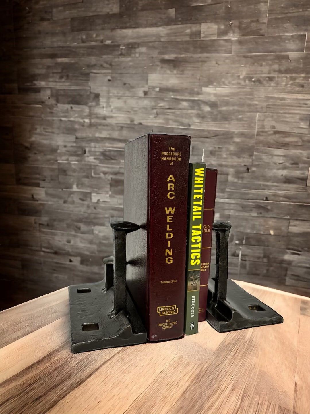 Metal Bookend Railroad Bookend Set, Book Organizer,library,bookshelf ...