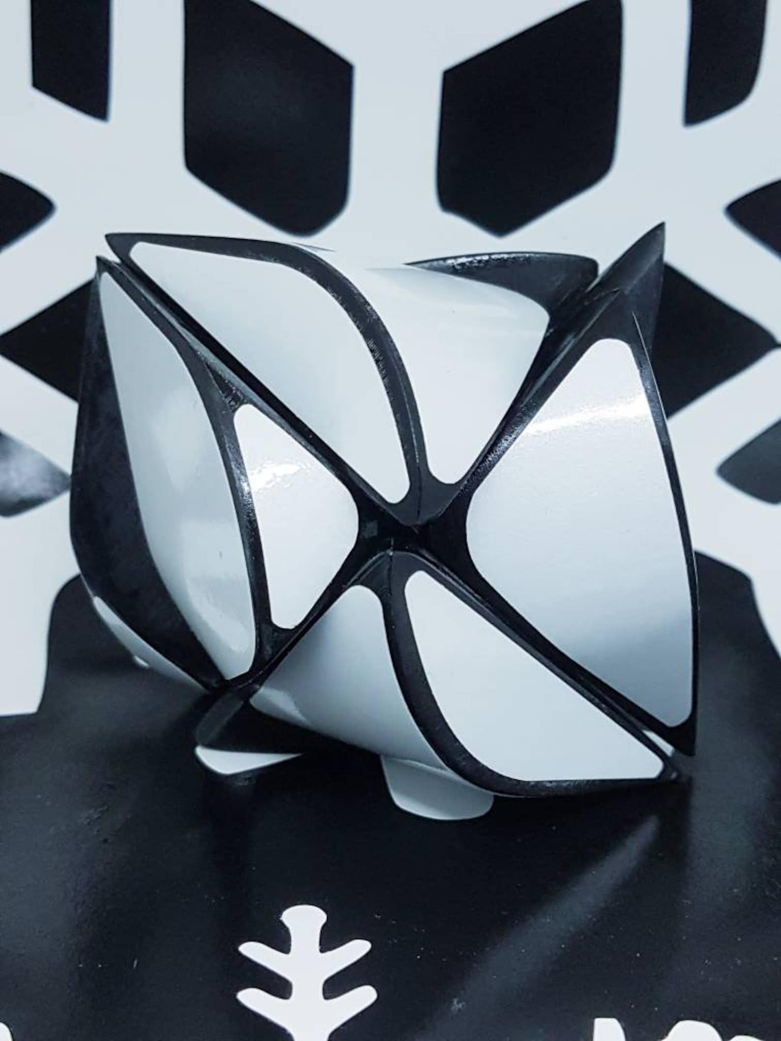 Penrose Cube Ghost 2x2 - Etsy