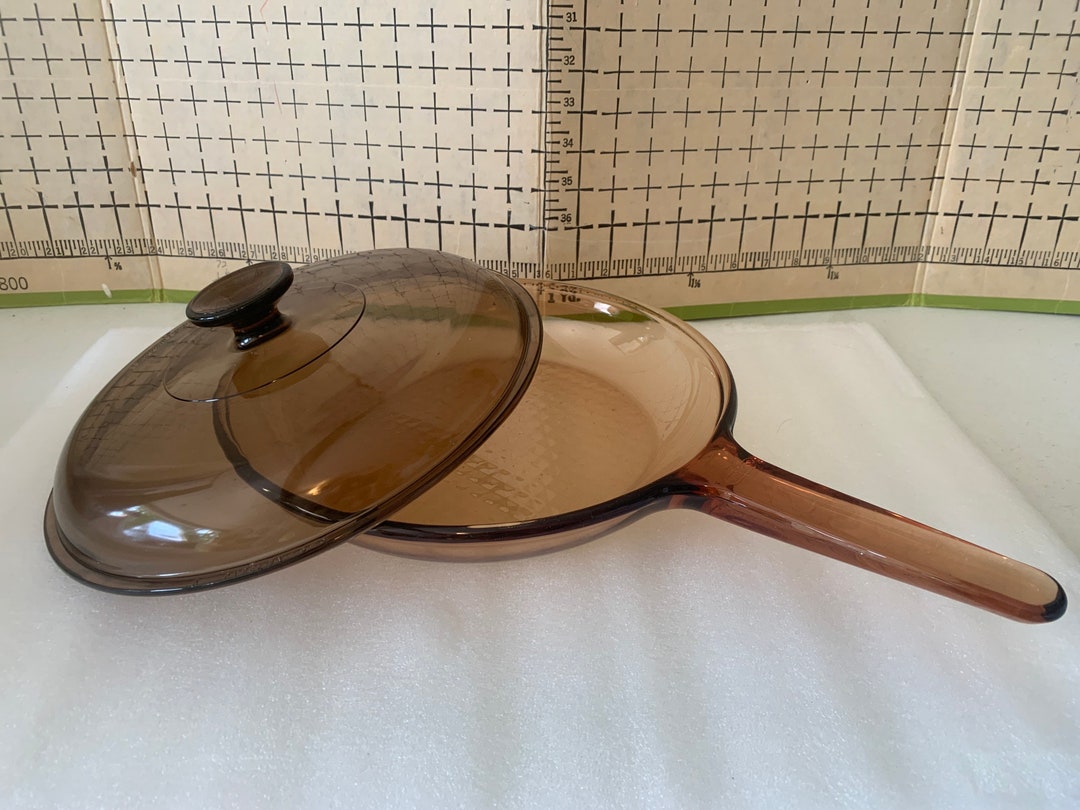 Vintage Corning Ware Amber Vision 10” Waffle Bottom Pan With PYREX Lid ...
