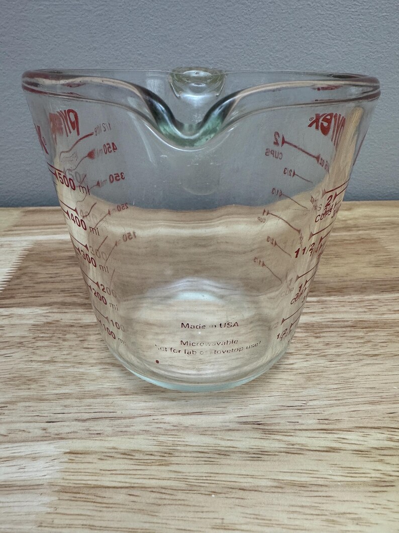Pyrex 2 Cups 1/2 Liter Glass Measuring Cup Made in USA - Etsy