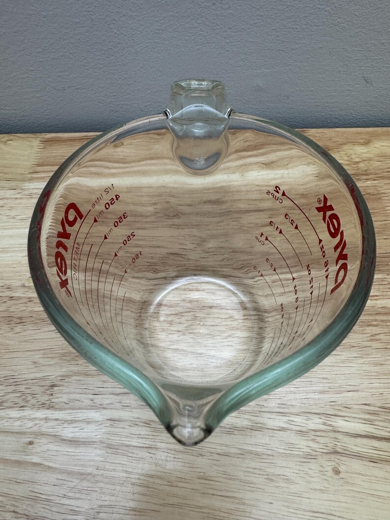 Pyrex 2 Cups 1/2 Liter Glass Measuring Cup Made in USA - Etsy