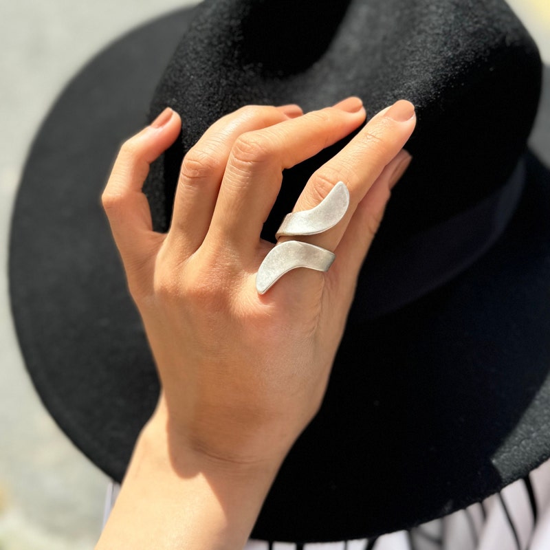 Eccentric Rings - Etsy