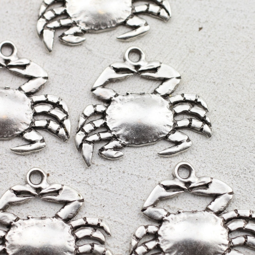 5 Antique Silver Crab Charms: Zamak Zodiac Pendants - Etsy