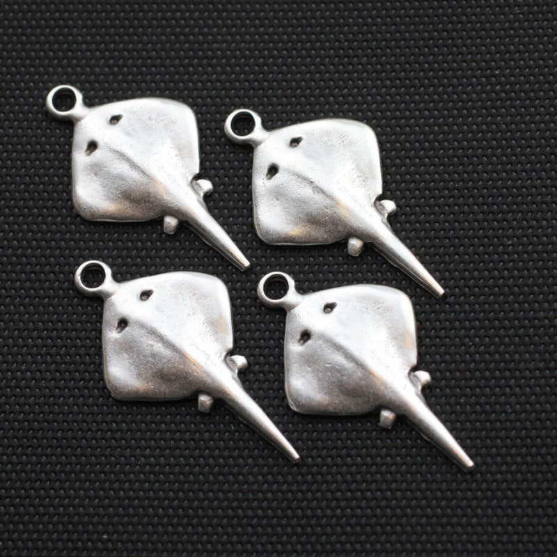 Stingray Charm - Etsy