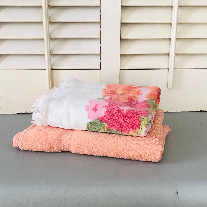 Floral Bath Towels - Etsy