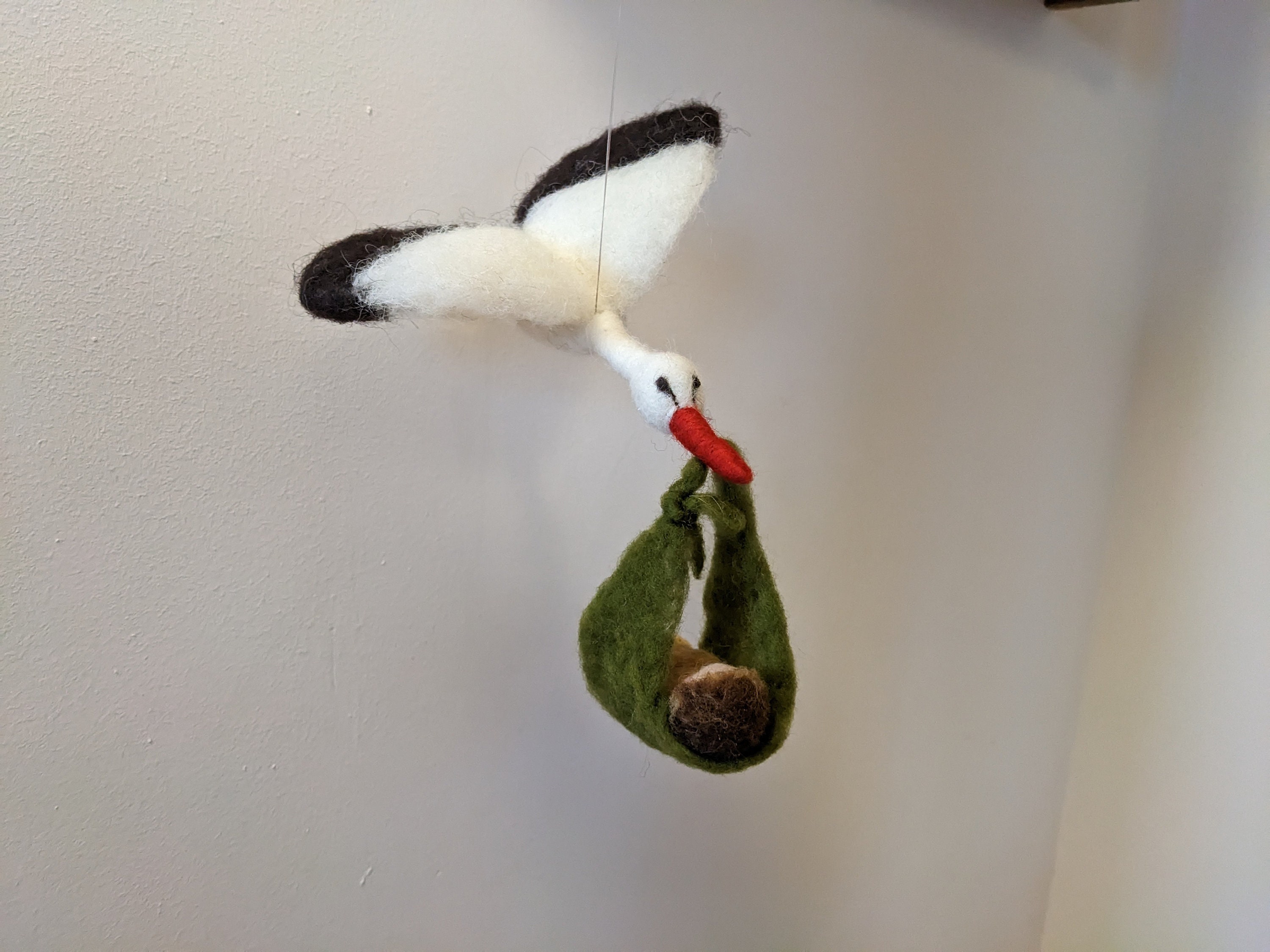 Storch bringt das Kind/ Gefilzter Storch/ Geschenk zur Geburt - Etsy.de