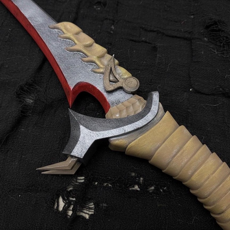 Yautja Sword From the Predator Badlands Movie / KWEI / DEK / Predator ...