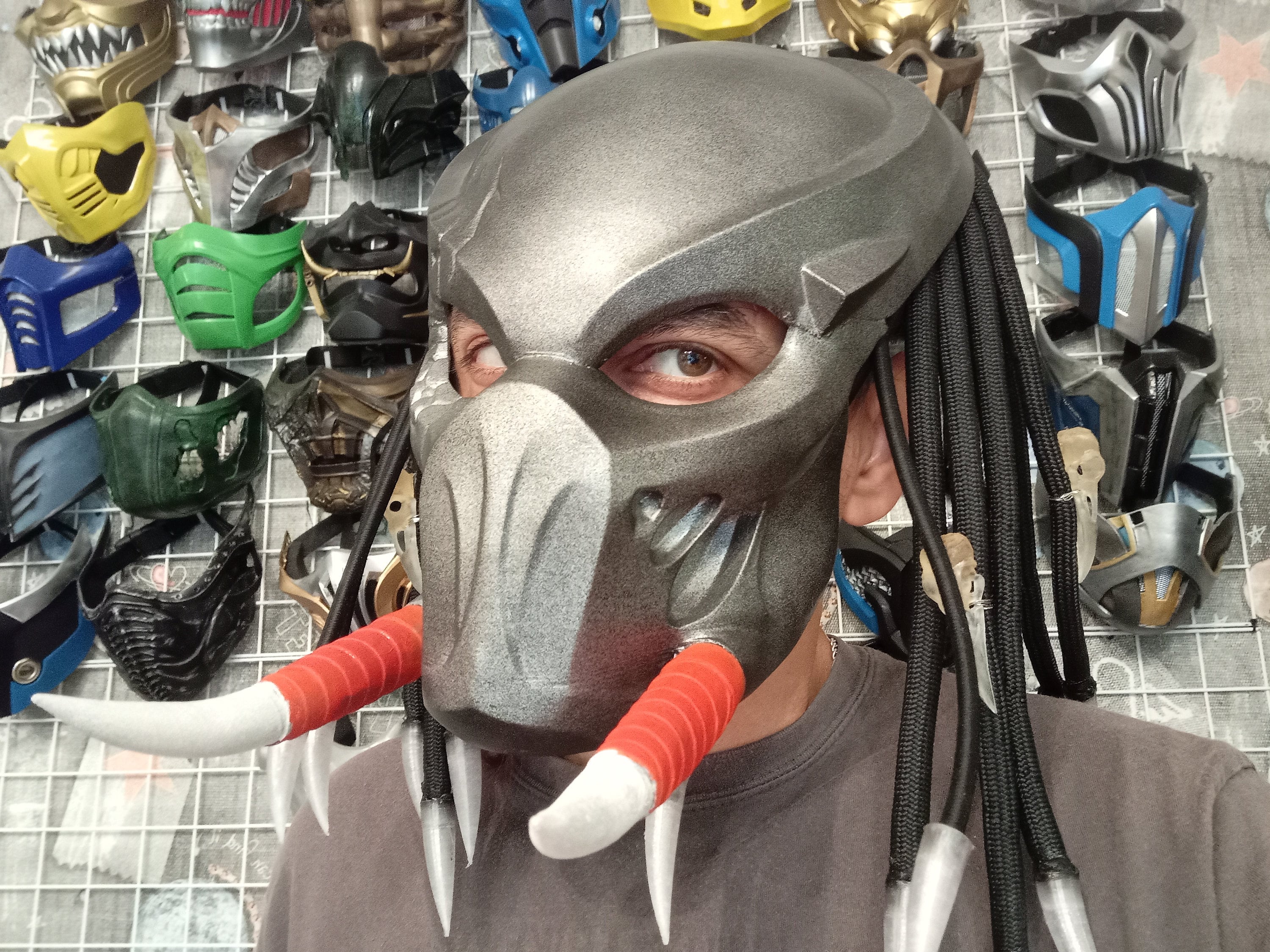 Tracker Predator Mask