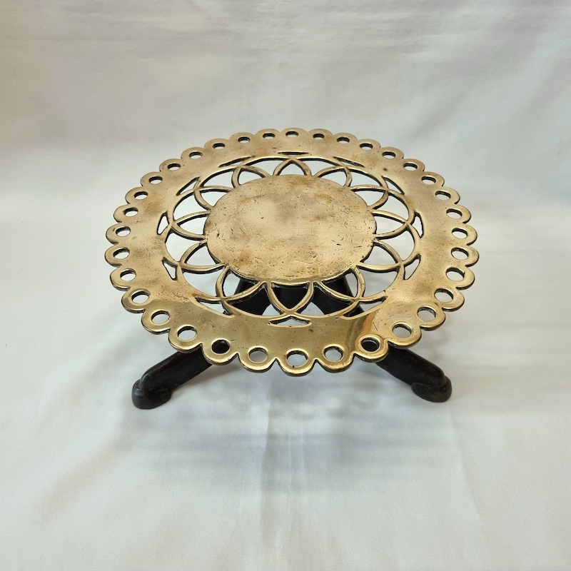 Cast Iron Tripod - Etsy UK