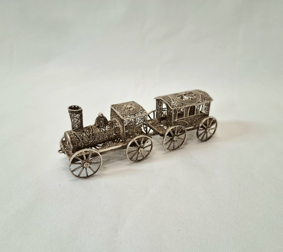 Silver Steam Train a Vintage Miniature Novelty Silver Filigree Steam ...