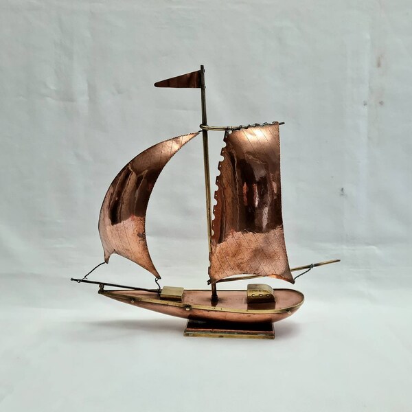 Sailboat Model - Etsy