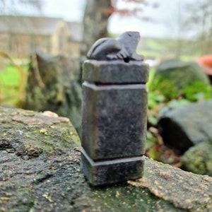 Vintage Chinese Toggle - a Very Dark Nephrite Jade Belt Toggle ...