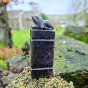 Vintage Chinese Toggle - a Very Dark Nephrite Jade Belt Toggle ...