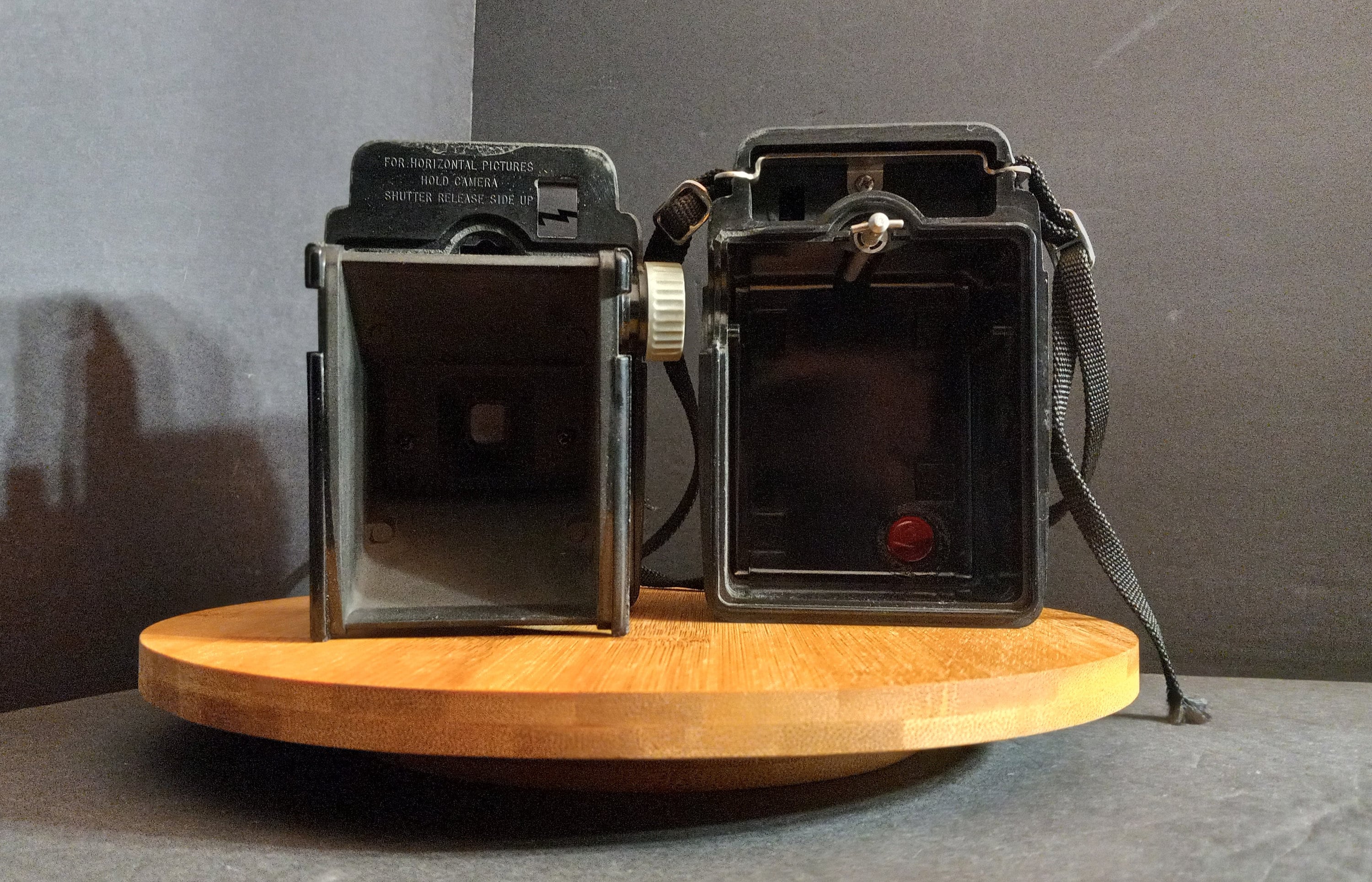 Vintage Kodak Brownie Bulls-eye Camera 1950s Bakelite Box Camera ...