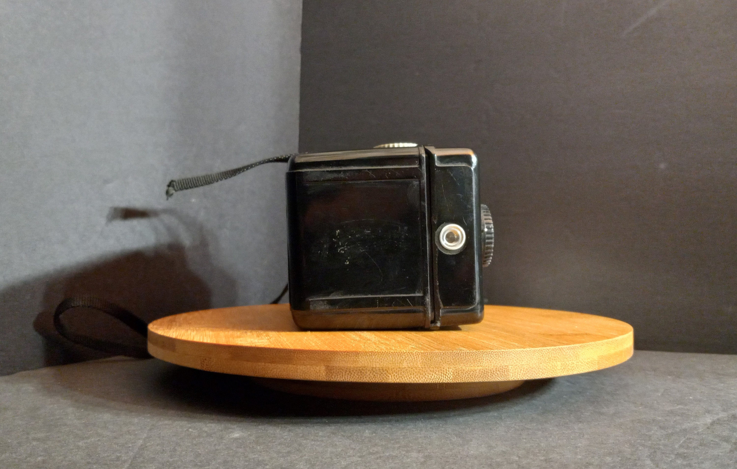 Vintage Kodak Brownie Bulls-eye Camera 1950s Bakelite Box Camera ...