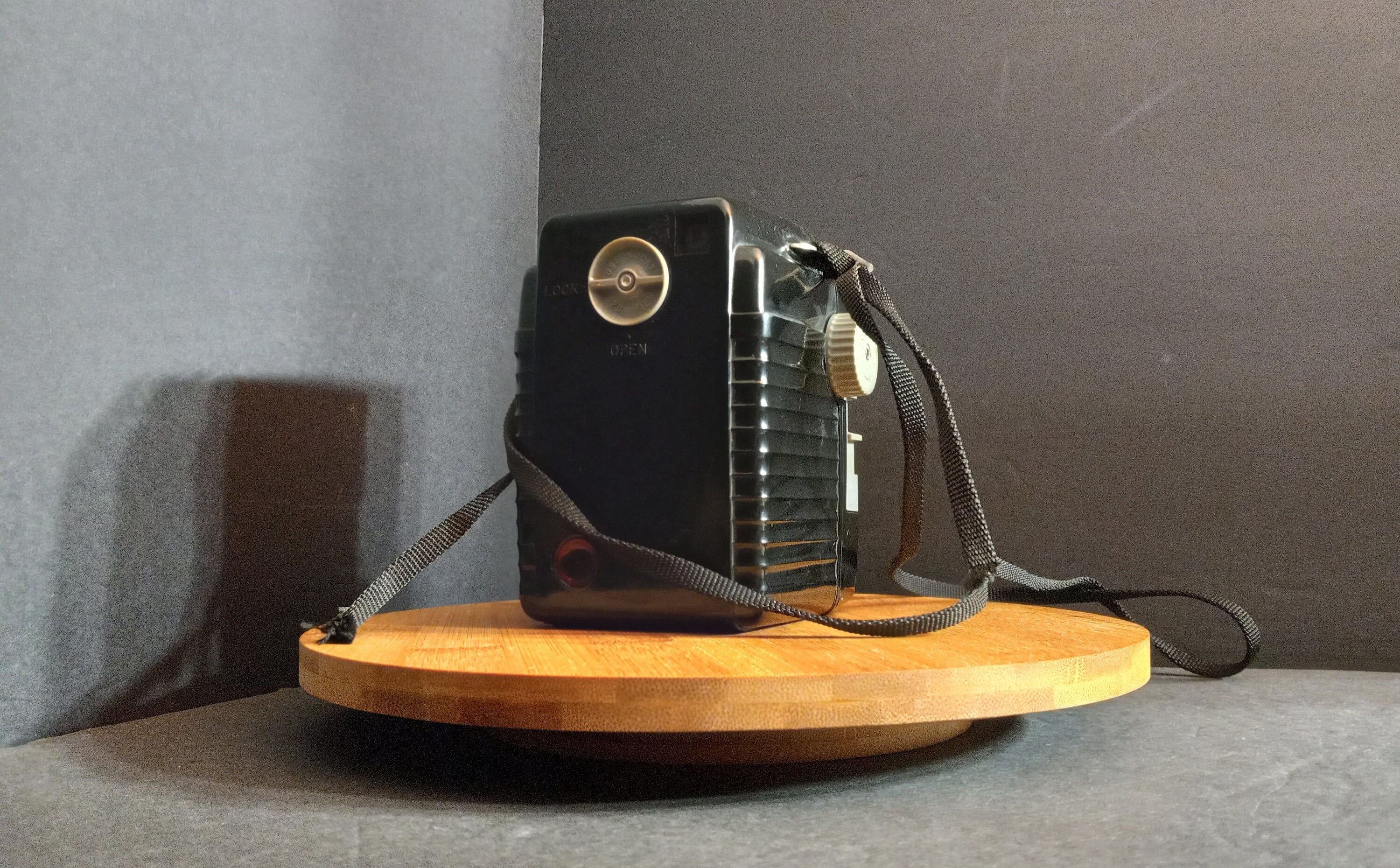 Vintage Kodak Brownie Bulls-eye Camera 1950s Bakelite Box Camera ...