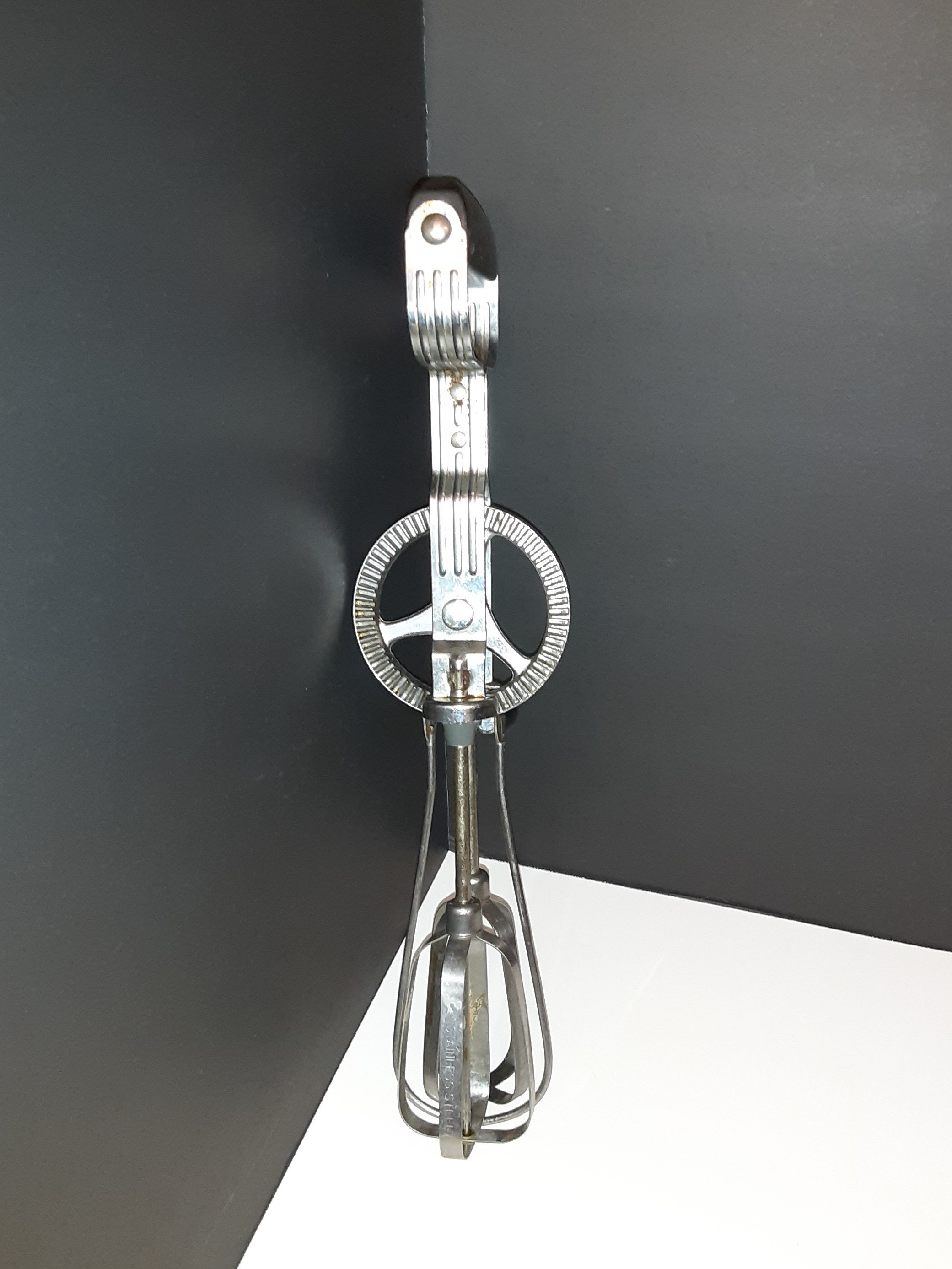 Vintage Ecko Hand Crank Egg Beater 1950s Gift/mixer/gifts/mid Century ...