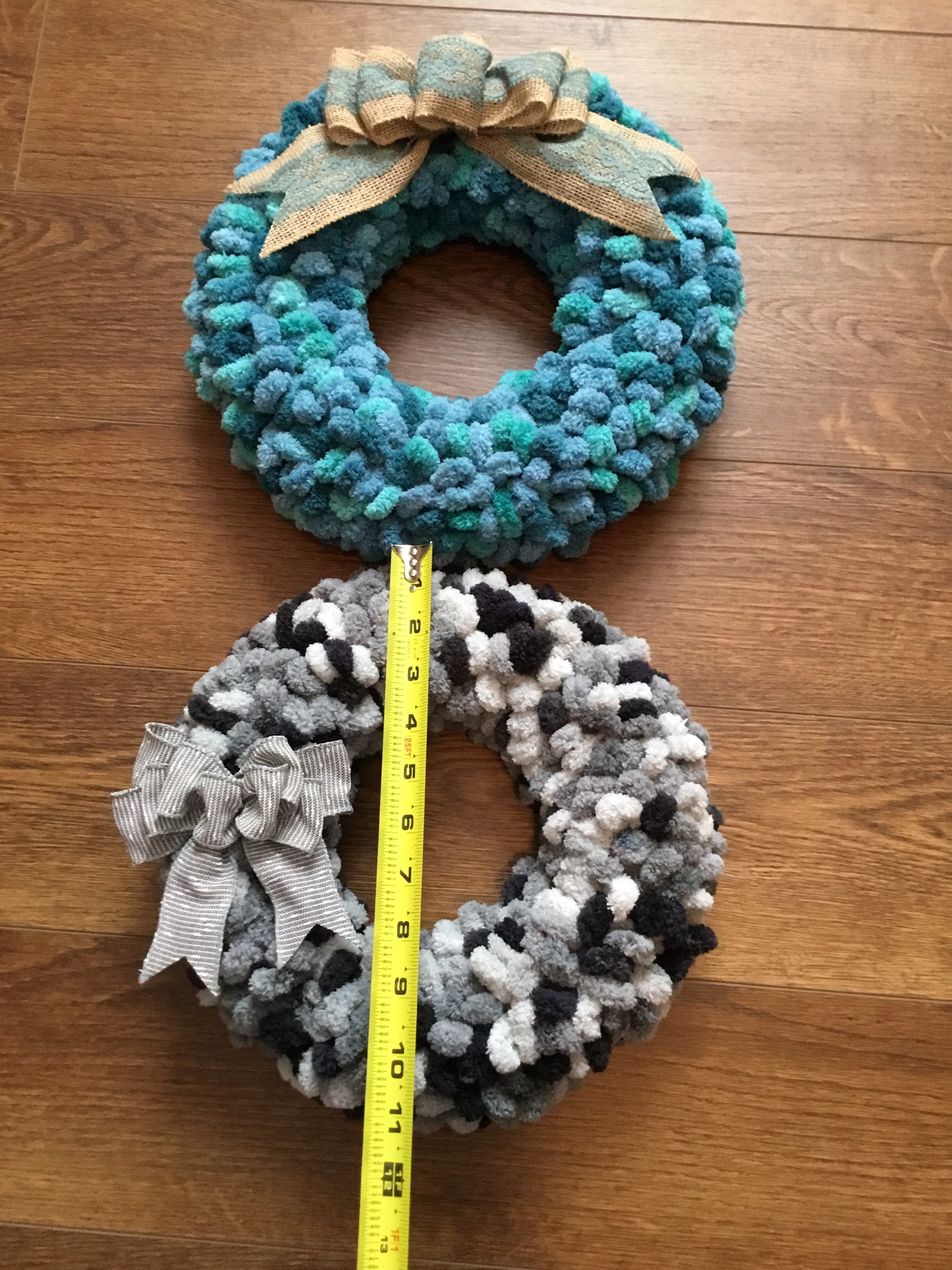 Loopy Yarn Wreath | Etsy