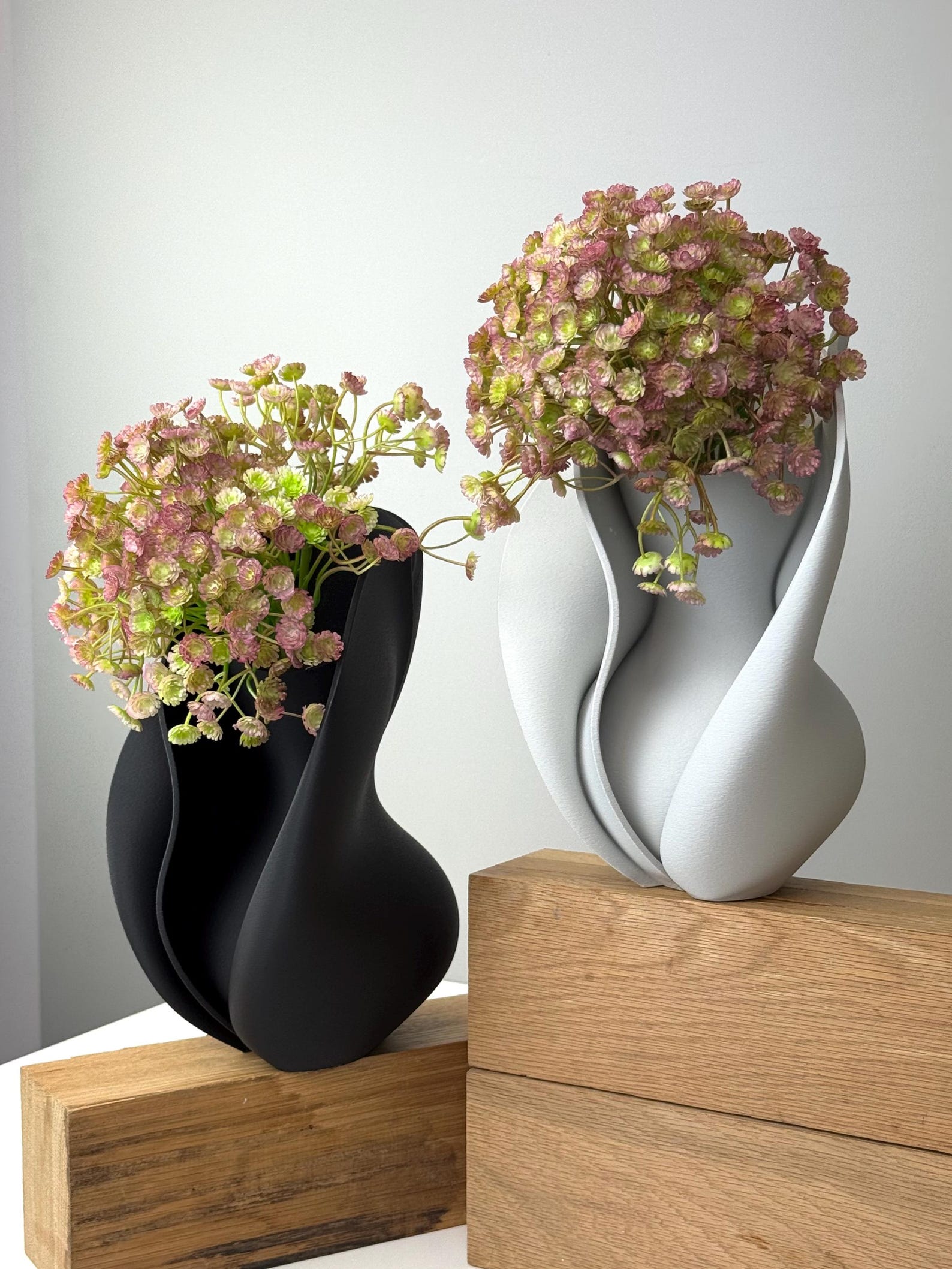 Abstract Art Flower Vase Modern Sculptural Vase Unique Centerpiece for ...