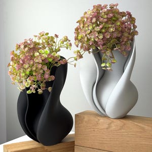 Abstract Art Flower Vase Modern Sculptural Vase Unique Centerpiece for ...