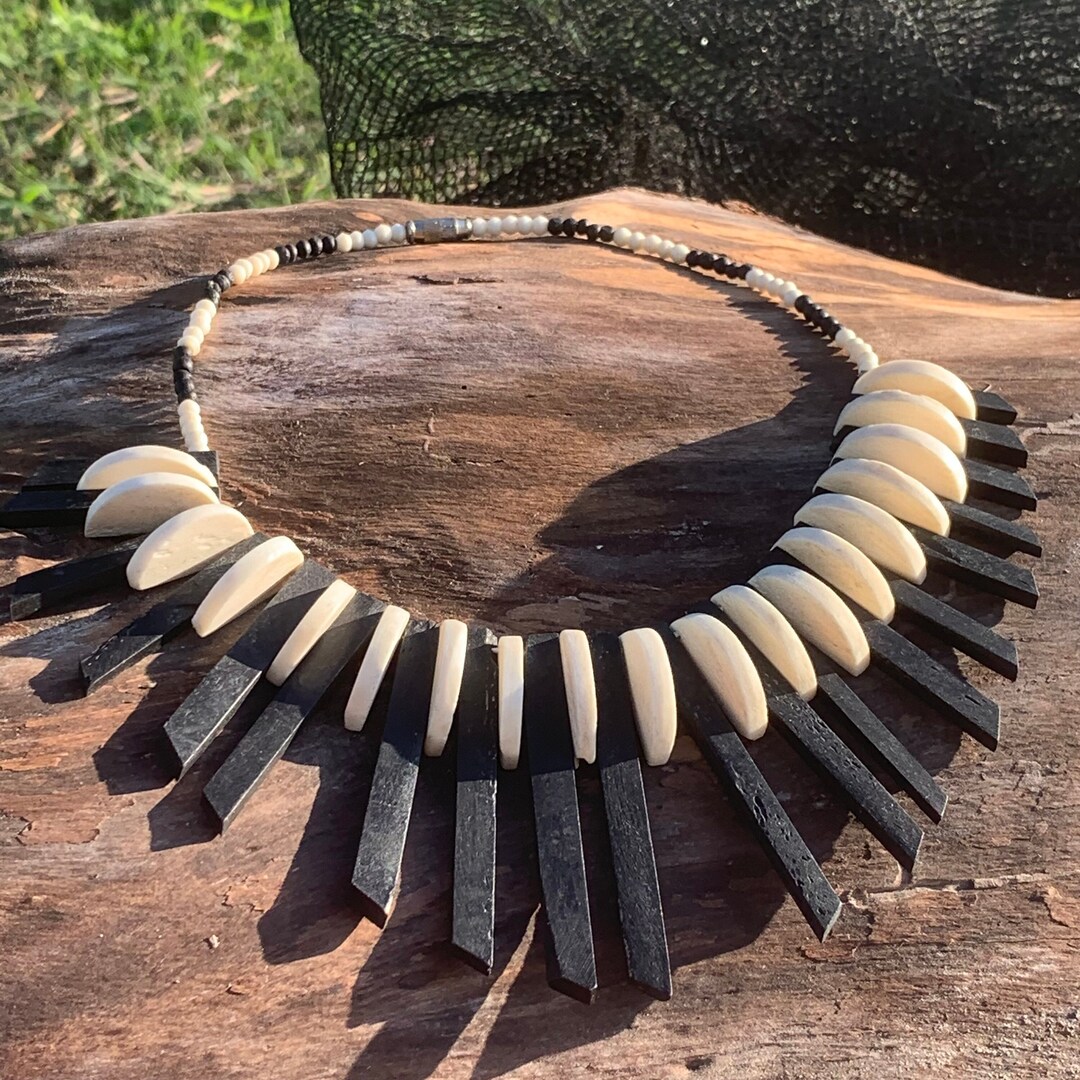 Vintage Bone Necklace - Etsy