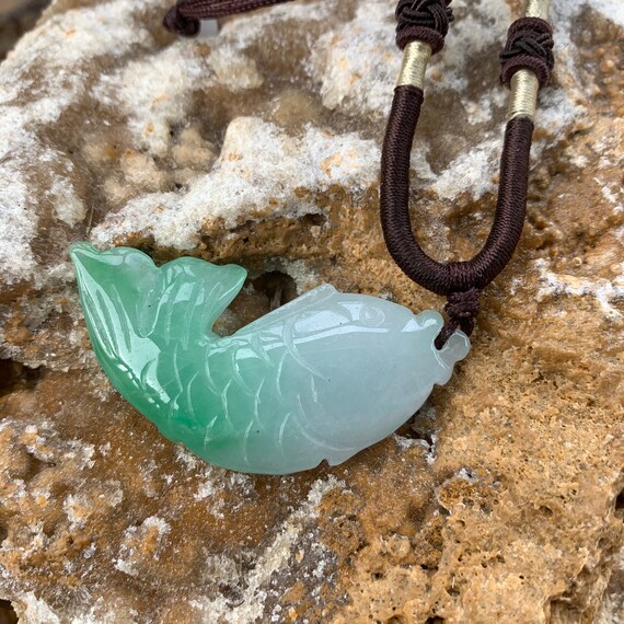 Vintage Jade Fish Pendant Necklace X2472 | Etsy