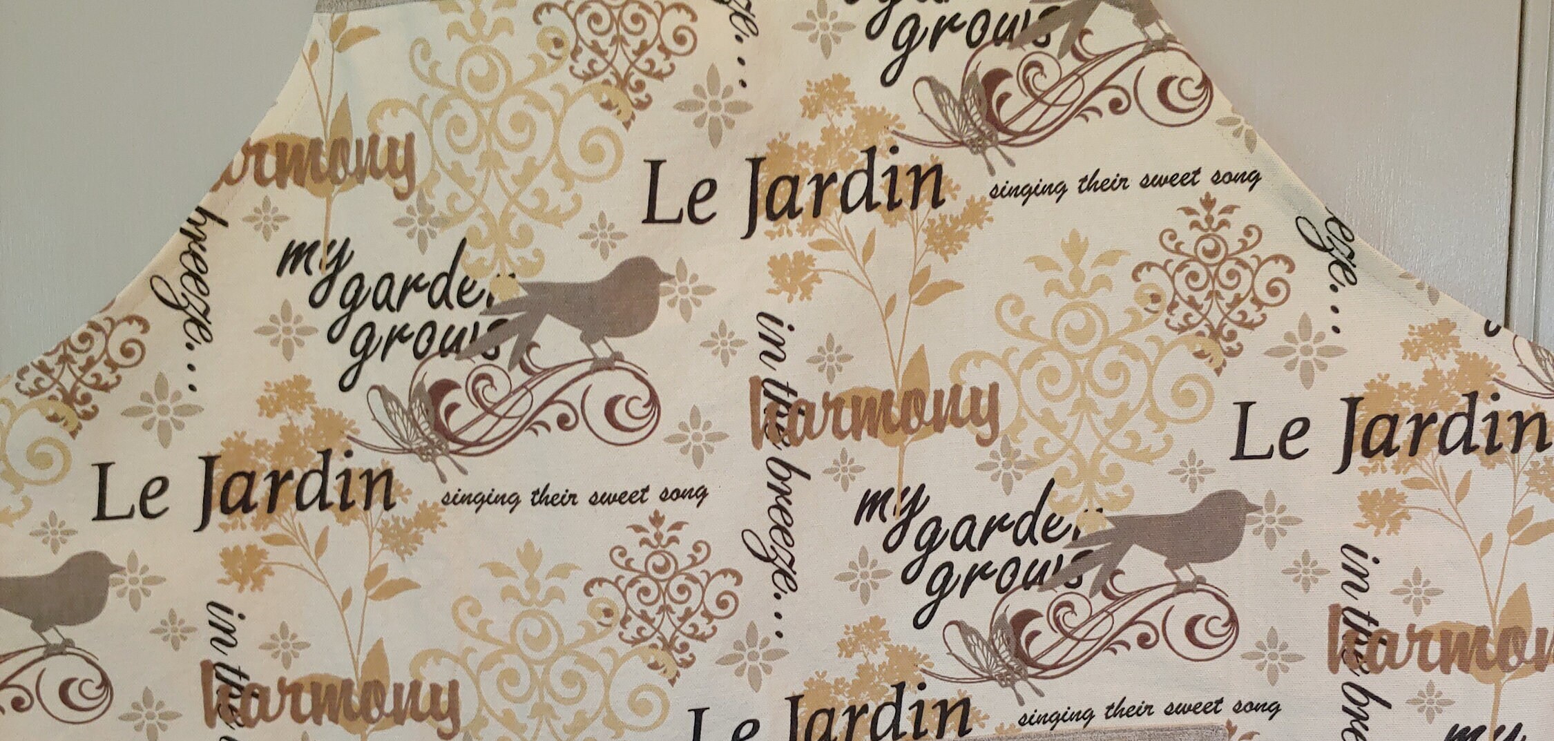 Chef Style Apron Garden Theme Words With Pictures of Birds. Adjustable ...