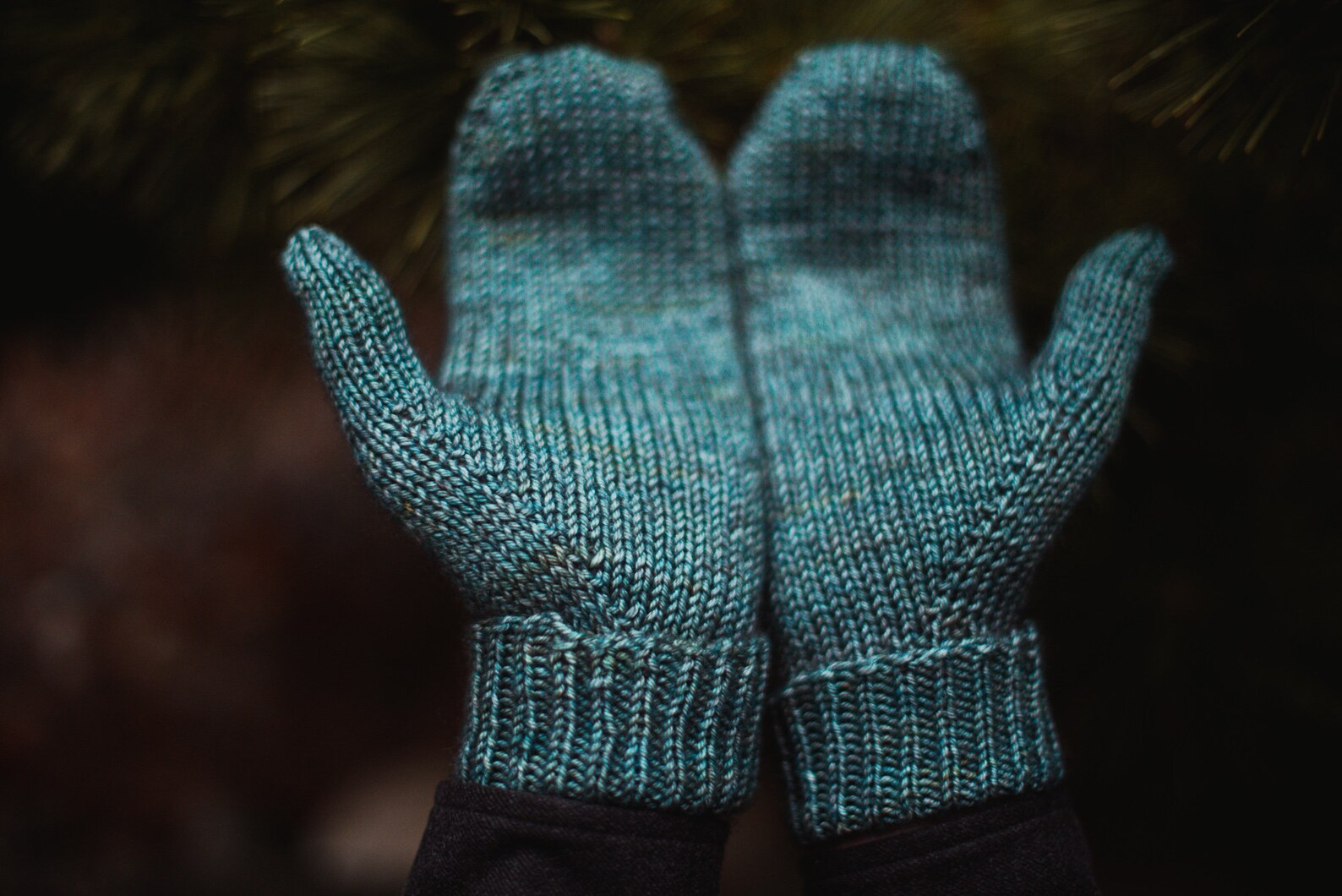 KNITTING PATTERN** Copenhagen Mittens, Scandinavian Cable Design, Cozy ...