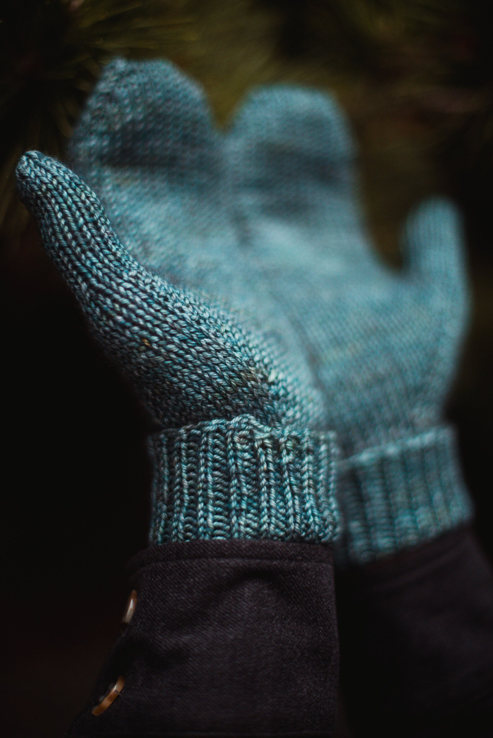 KNITTING PATTERN** Copenhagen Mittens, Scandinavian Cable Design, Cozy ...