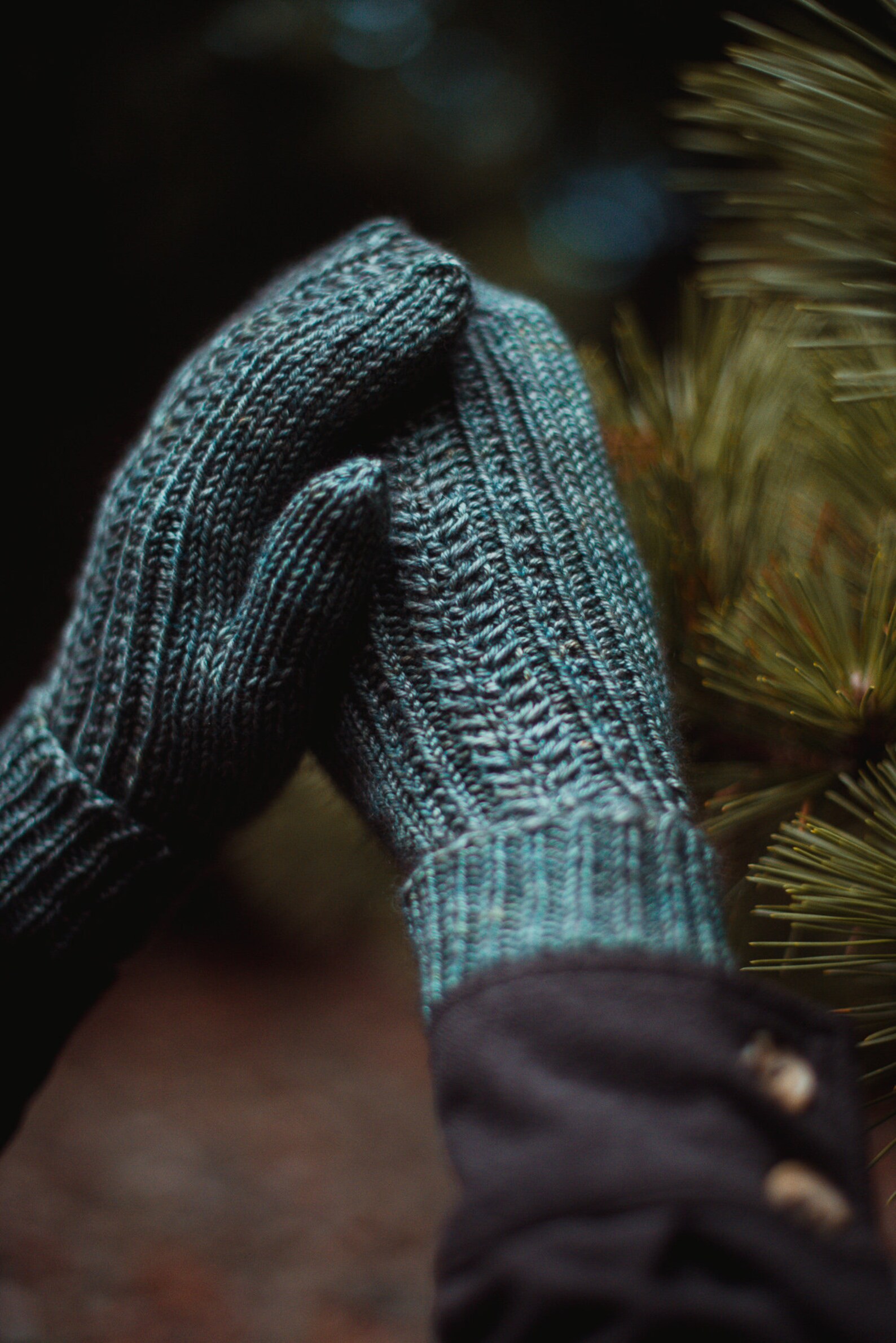 KNITTING PATTERN** Copenhagen Mittens, Scandinavian Cable Design, Cozy ...