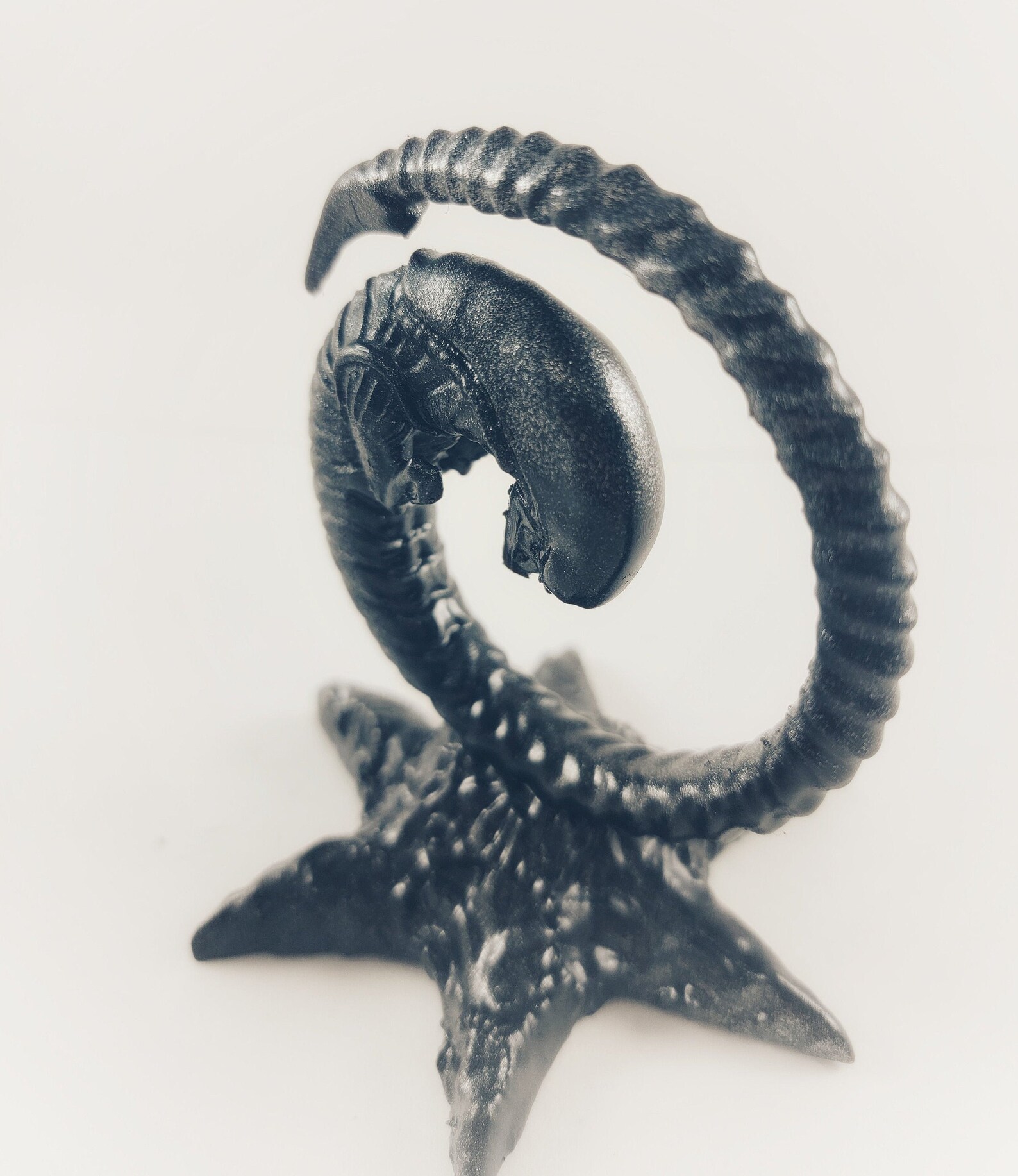 Alien Chestburster Statue - Etsy