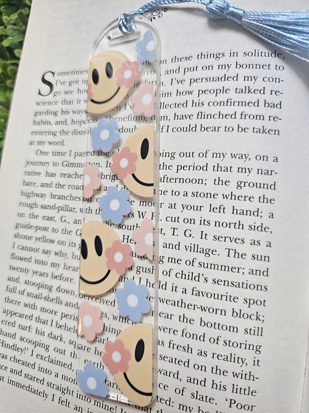Smiley Face Bookmark Book Lover Small Gift Happy Faces & Flowers Books ...