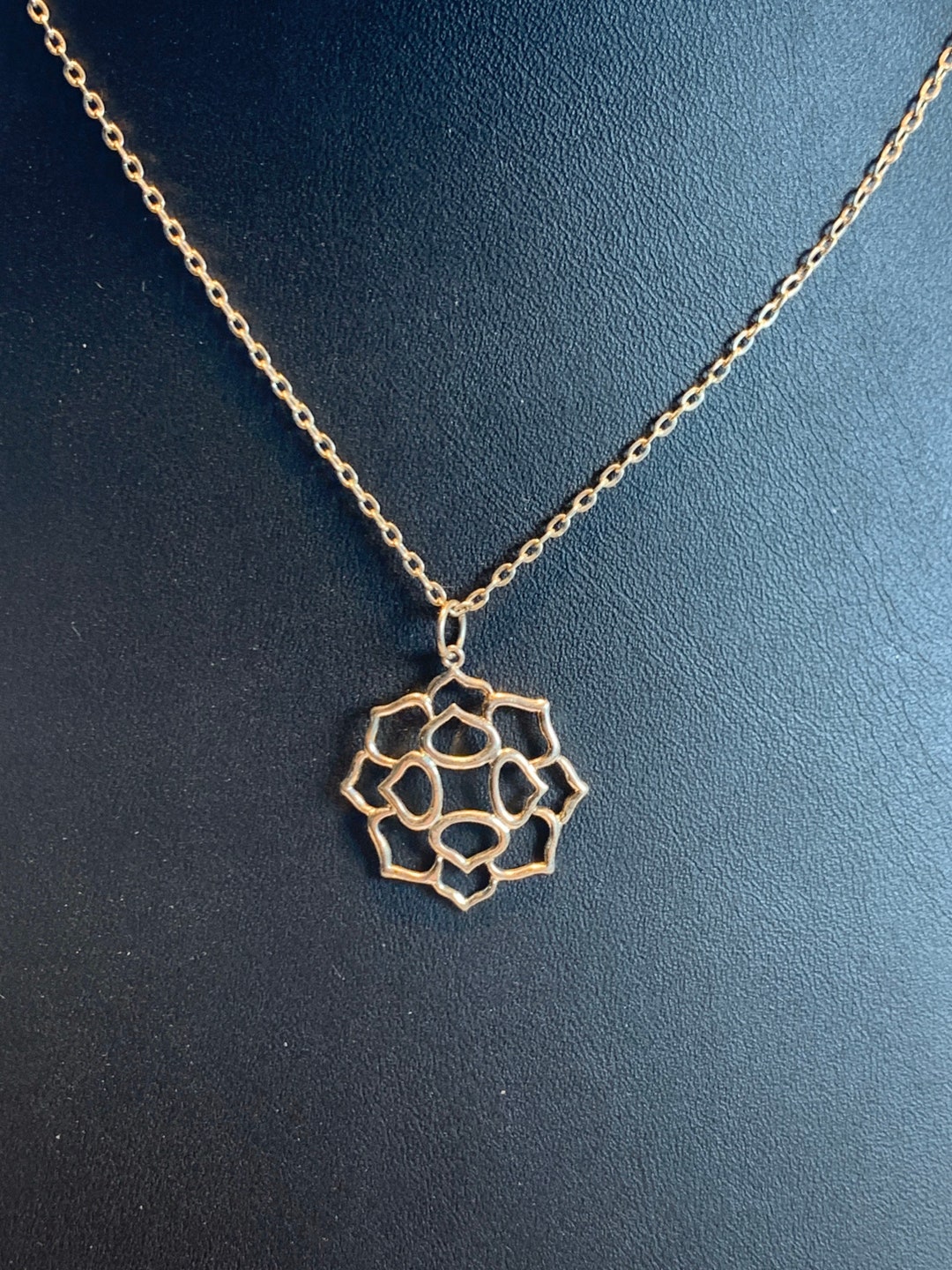 Silver Flower Pendant Chain Necklace - Etsy