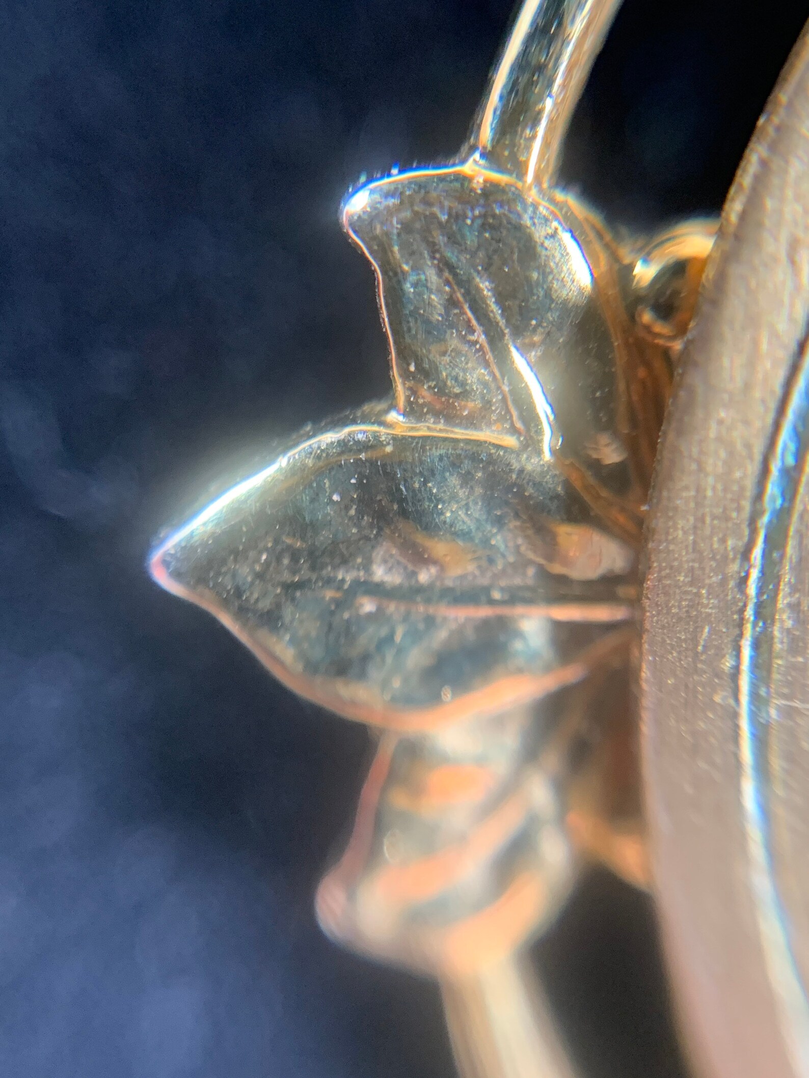 Vintage Gold Floral Decorative Brooch Pin. Gold Floral Brooch. Flower ...