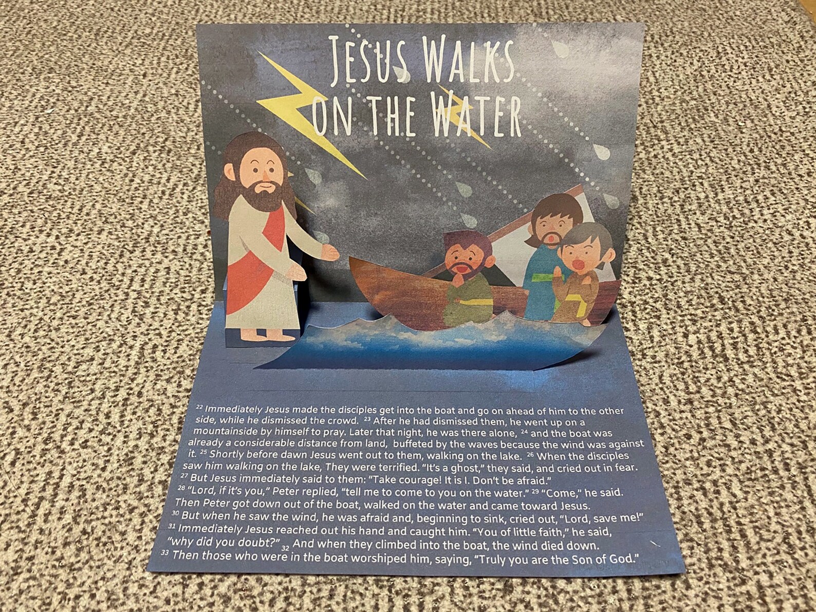 Jesus Walking on Water,matthew 14:22-33,jesus Walks on Water Craft ...