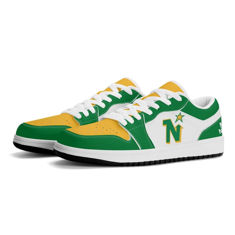 North Star Shoes - Etsy Canada