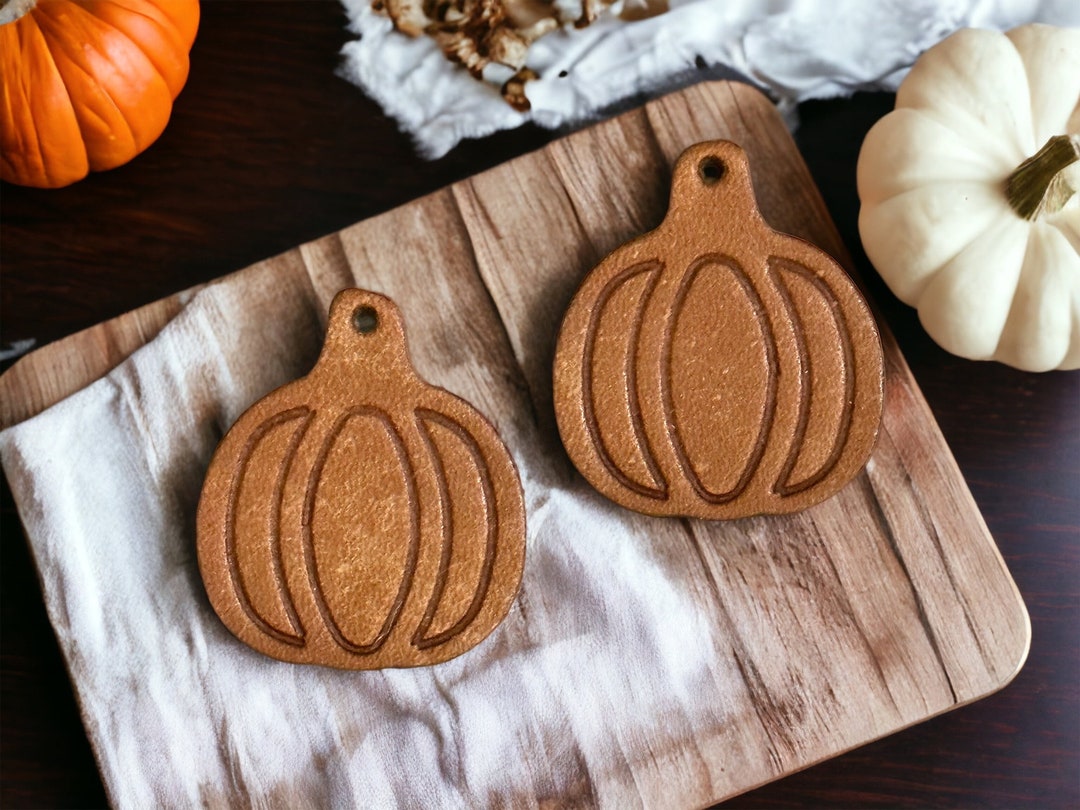 Cut & Emboss Leather Earring Die, 1.5 INCH, Embossed Pumpkin Earring ...
