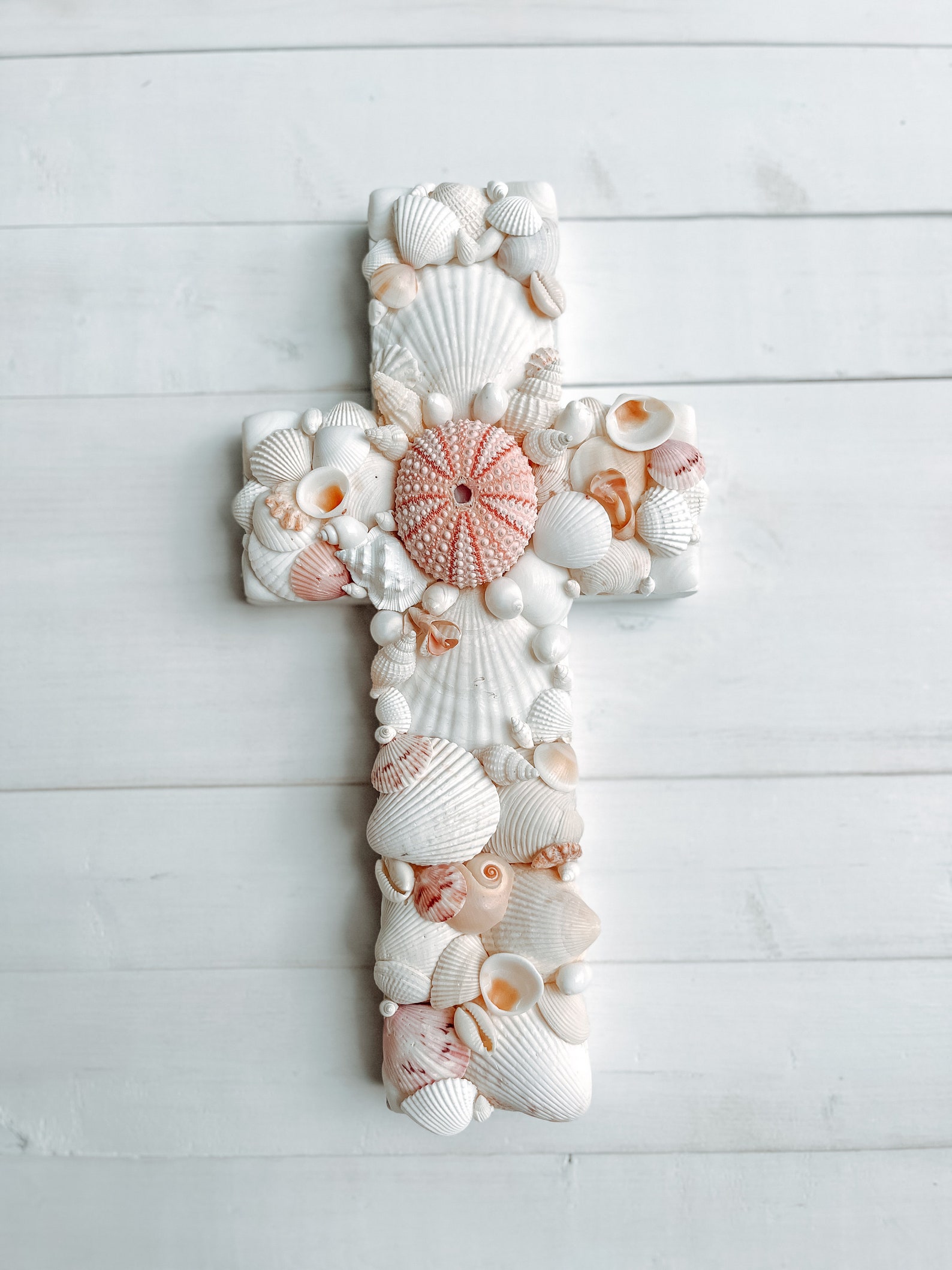 Seashell Wall Cross: Coastal Christian Decor, Beach Lover Gift - Etsy