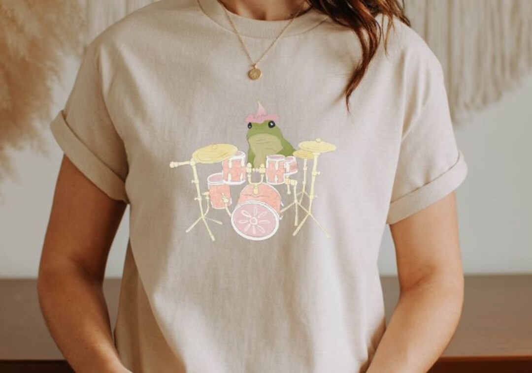 Cute Frog T-shirt, Froggy Shirt, Frog Lover, Cottage Core T-shirt ...