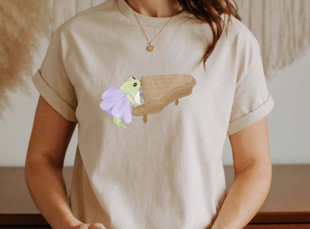 Cute Frog T-shirt Froggy Shirt Frog Lover Cottage Core - Etsy