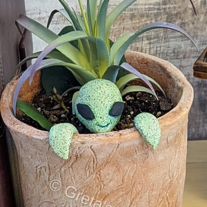 Alien Plant Buddy, Ceramic Alien, Garden Art, Plant Stake, Mini Green ...